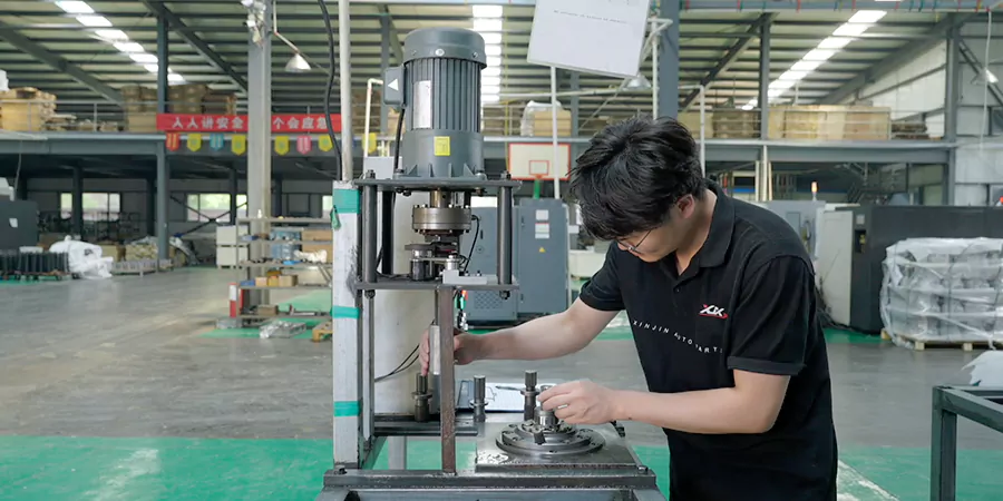 XINJIN - LSD Limited Slip Differential for Toyota Hilux Hiace Rear 30 ...